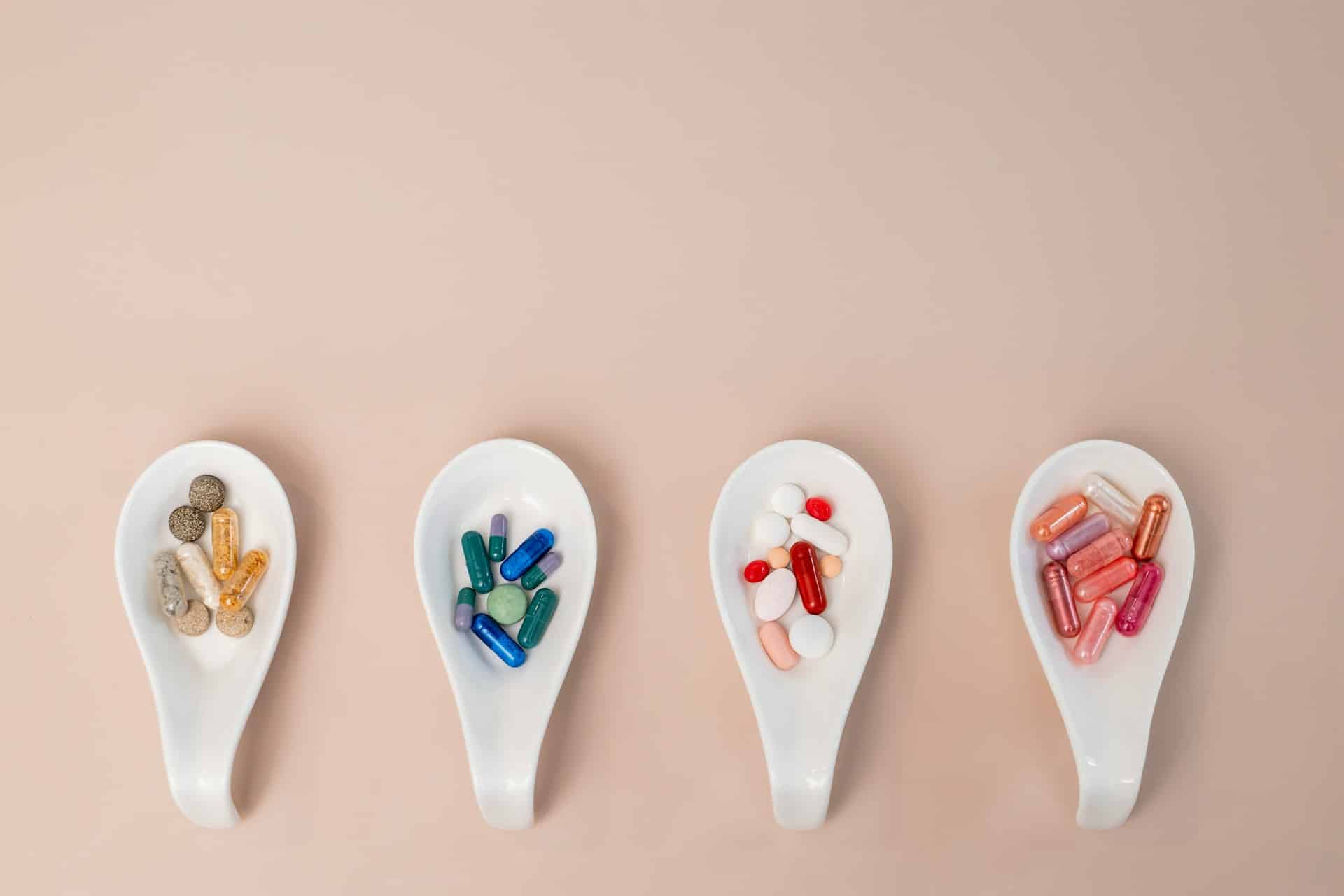 7 Popular Supplement Combinations that Might Be Dangerous - WorldHealth.net